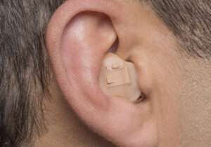 Hearing Aids – aurahearingaid.com